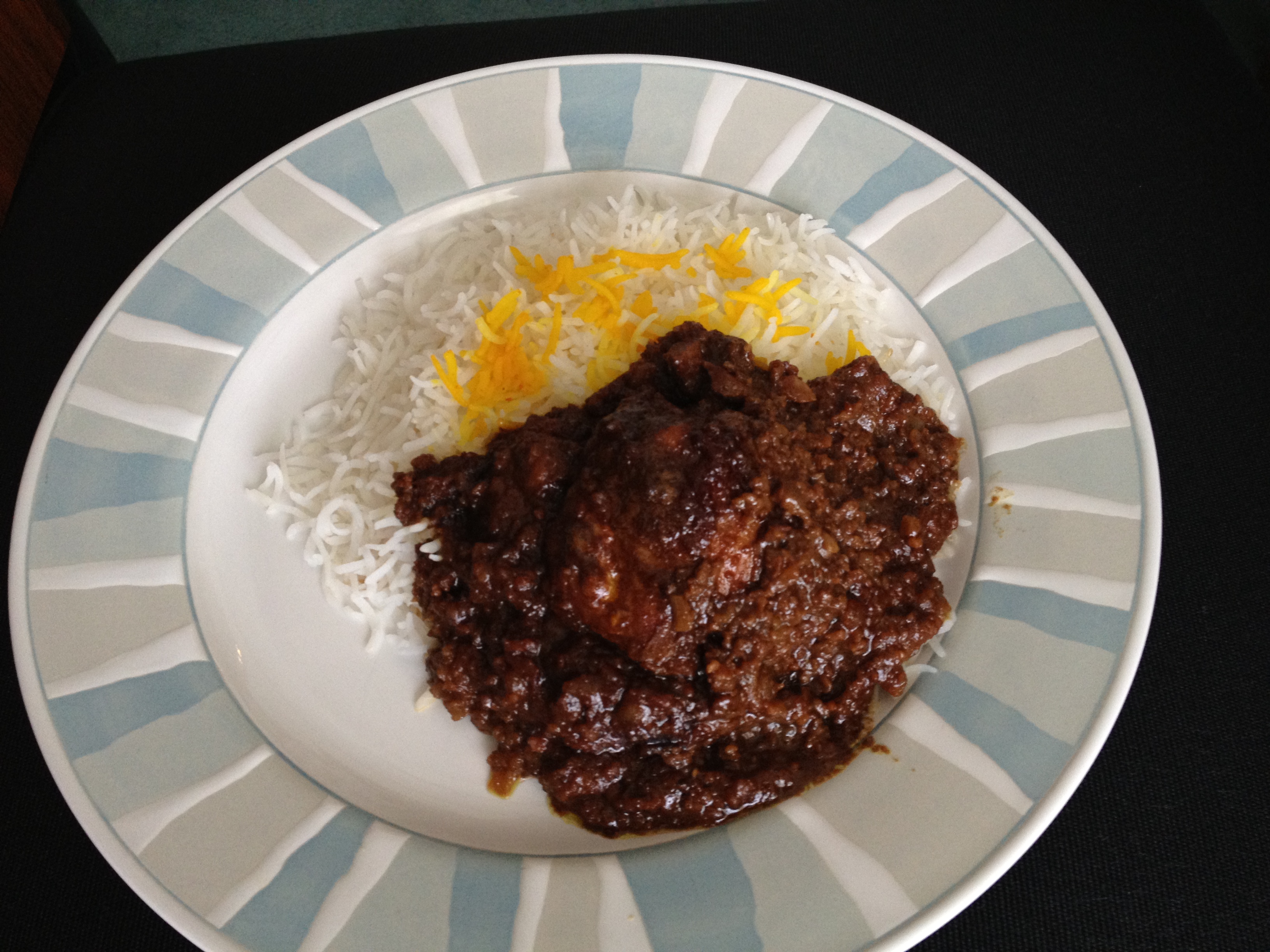 Iranian/Persian Fesenjoon (walnut and pomegranate dish) with Rice ...
